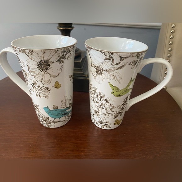 222 Fifth | Dining | 222 Fifth Pembroke Floral Birds Butterflies Latte ...